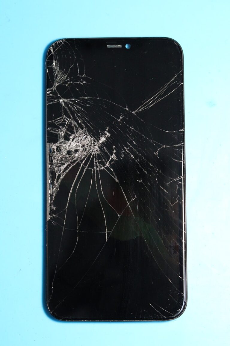 How to Get Into an iPhone with a Broken Screen - ComputerCity