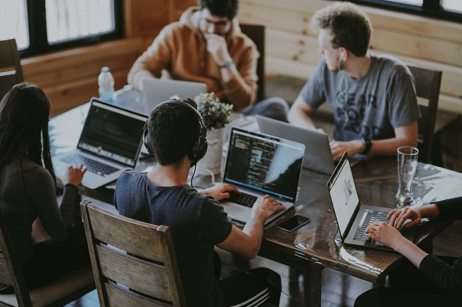 The Best Group Chat Apps in 2025 - ComputerCity