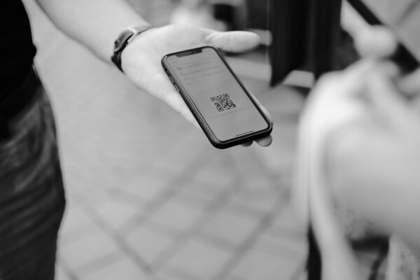 How Do You Scan A Qr Code That Is Already On Your Phone Computercity